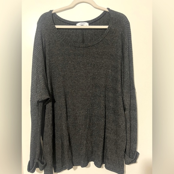 Carly Jean Los Angeles | Sweaters | Carly Jean Cjla Evelyn Top | Poshmark